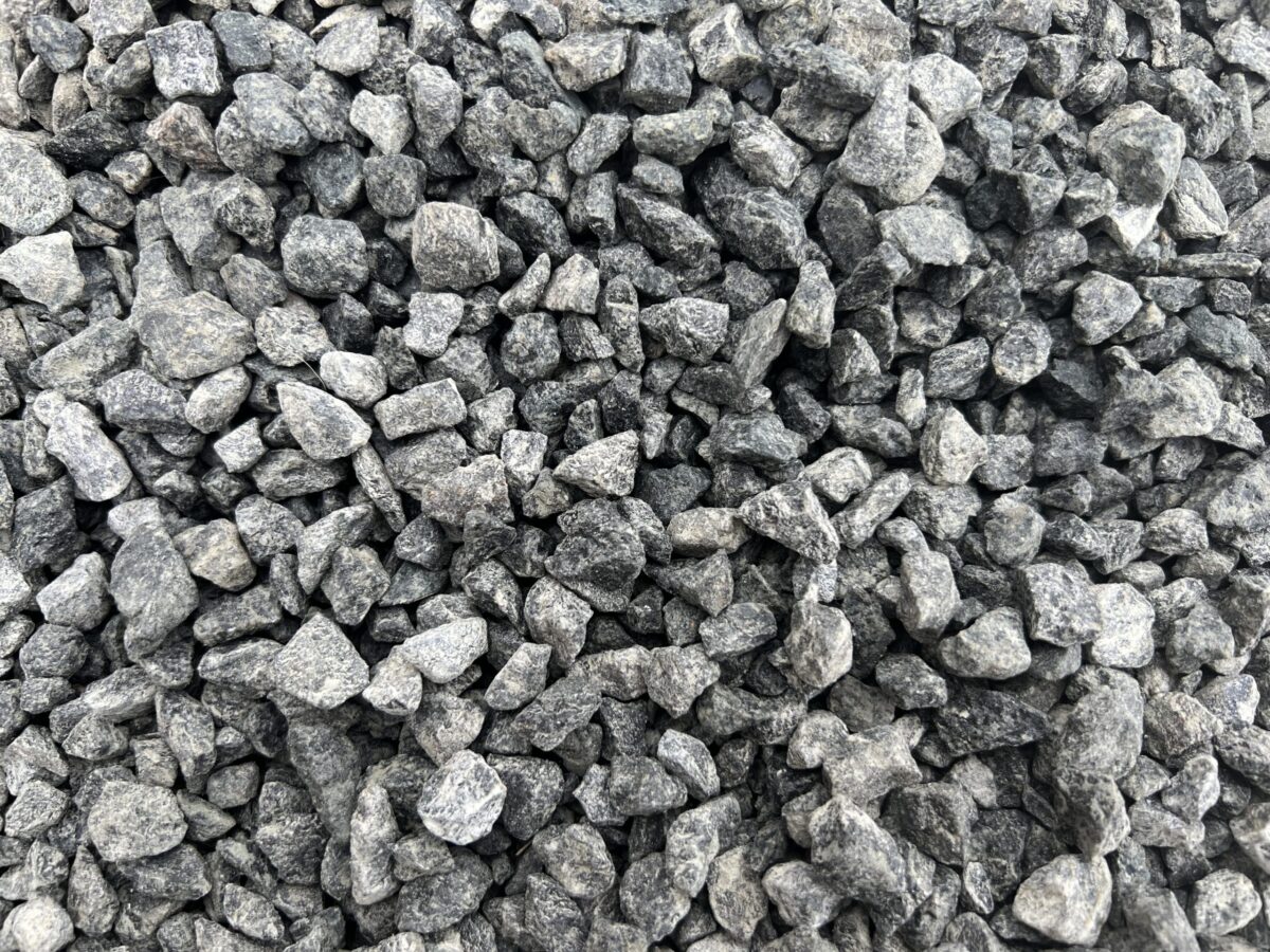 Ontario Trap Rock Medium | Main's Landscape Supply