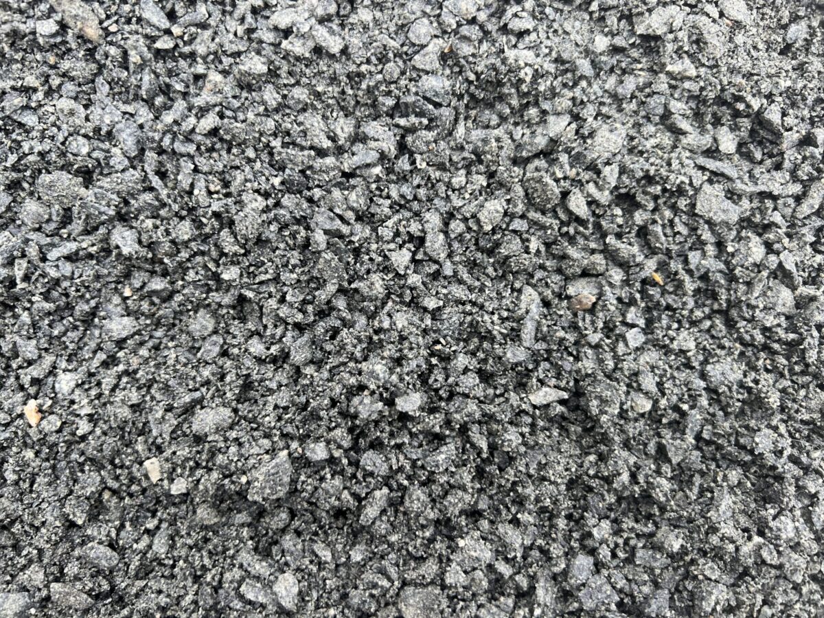 Ontario Trap Rock Decomposed | Main's Landscape Supply