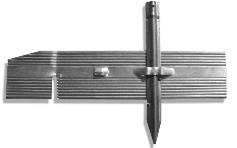 Silver Permaloc Pro-line Aluminum Edging | Main's Landscape Supply